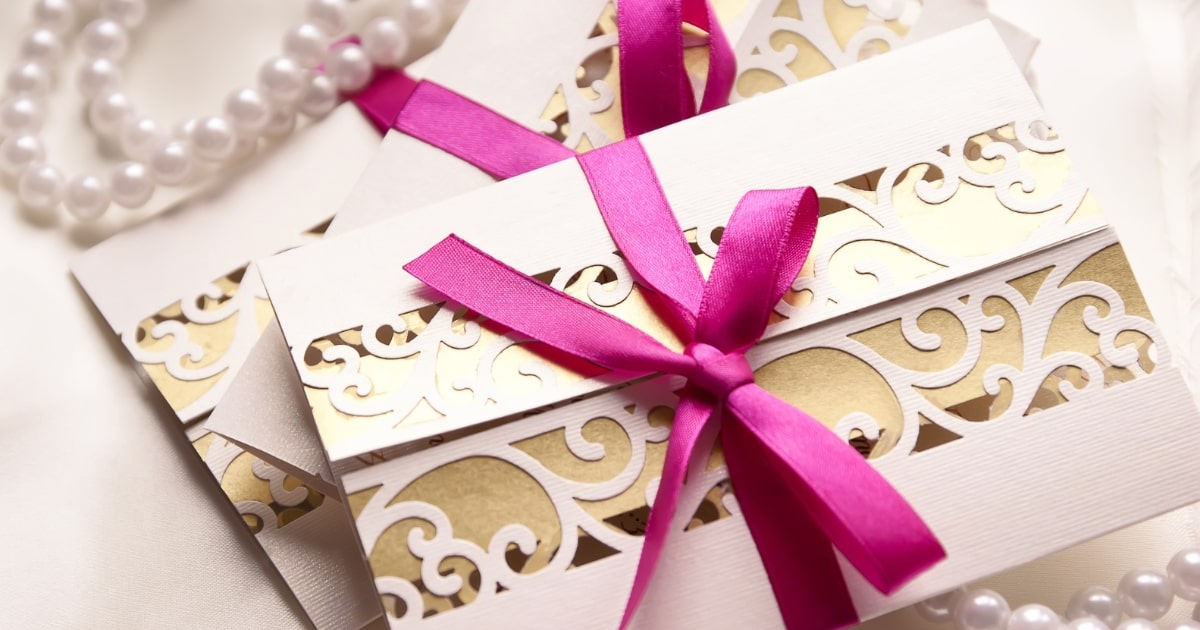 The Evolution of Wedding Invitations: From Paper to Acrylic - Duallush ...